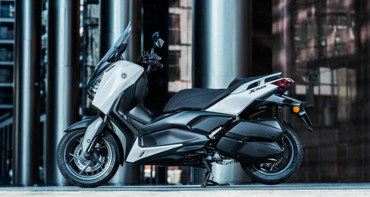 Harga Yamaha XMAX 300 2025 Tembus 87 Juta, Ini Detail Spesifikasinya ...