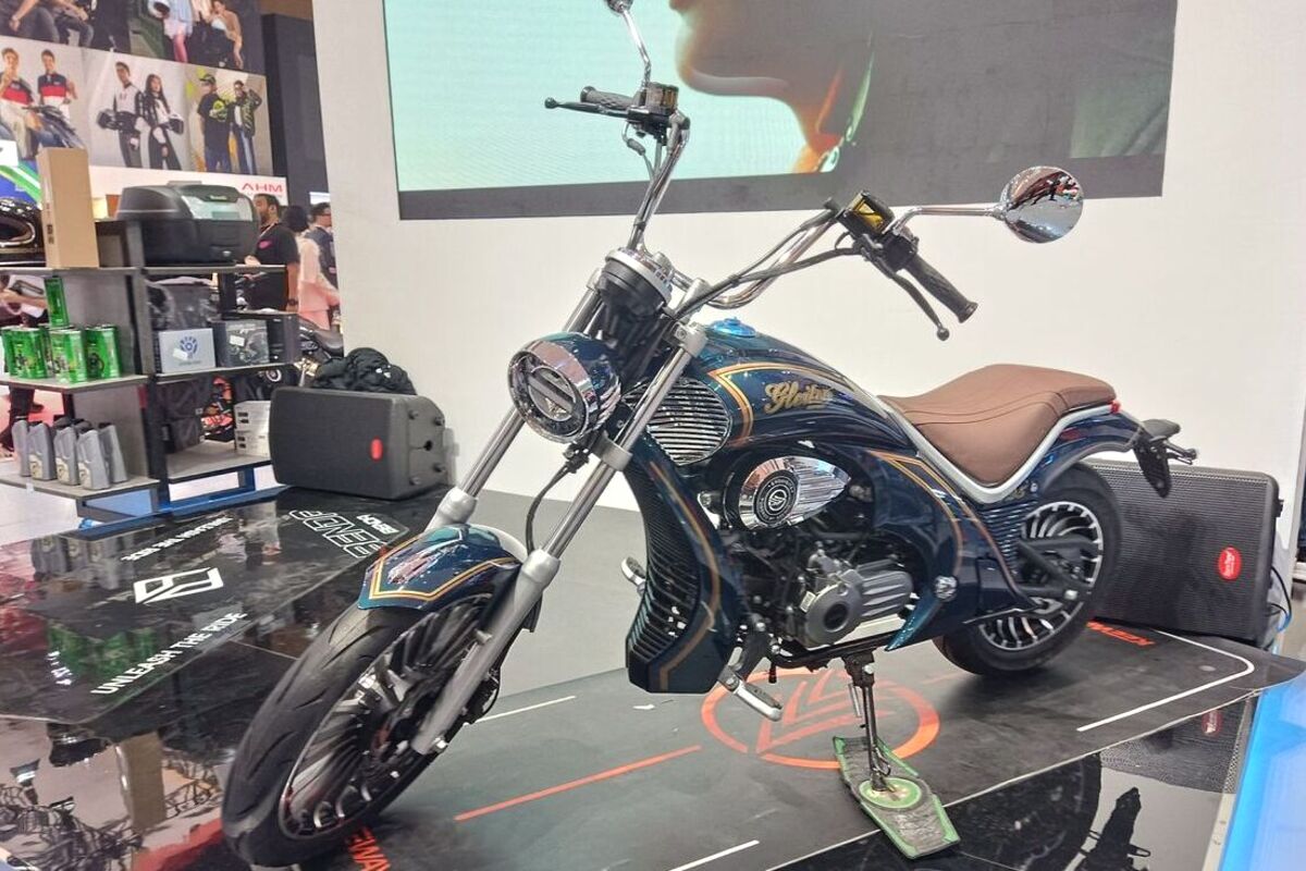 Harga Keeway Gleiten 125, Motor Chopper Matic Bergaya Klasik – Berita ...