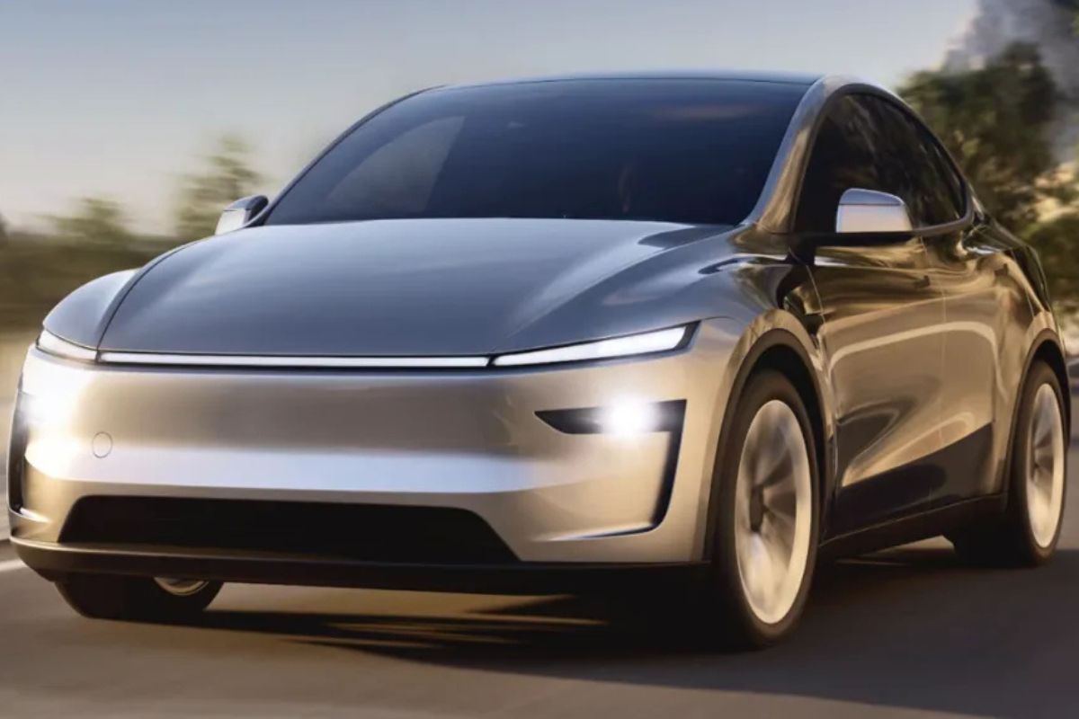 Punya Fitur Mewah, Tesla Model YL 2025 Dibanderol 766 Juta – Berita ...